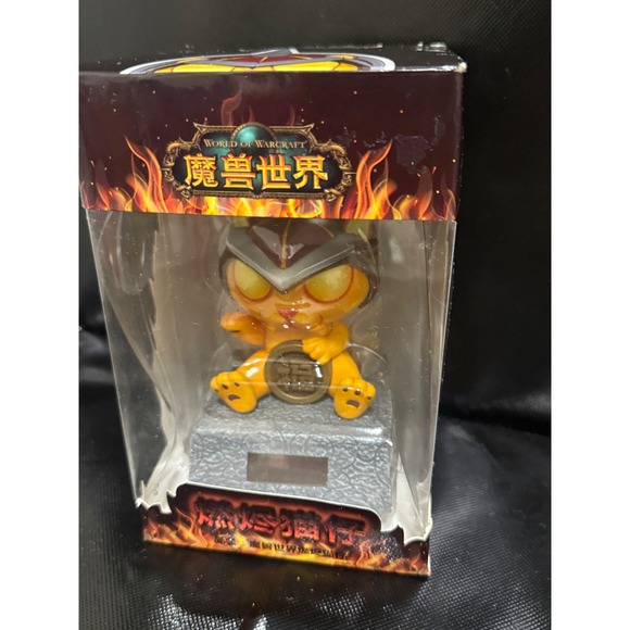 World of Warcraft | Toys | World Of Warcraft Solar Powered Waving Cat ...